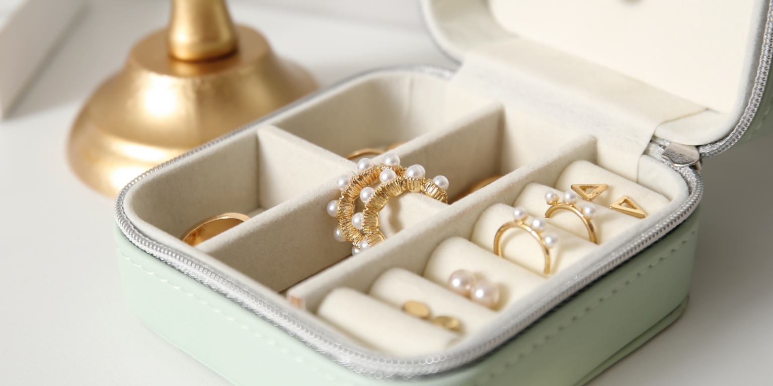 How to Pack Jewelry for Moving: Avoid Breakage and Damage - Metro Wide ...