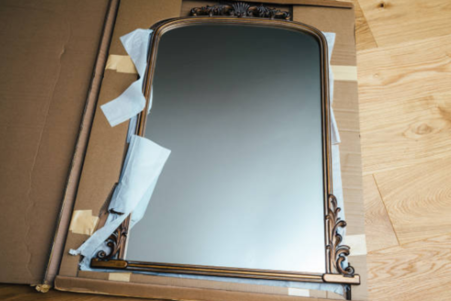 How to Pack Mirrors for Moving: Prevent Damage During Transit - Metro ...